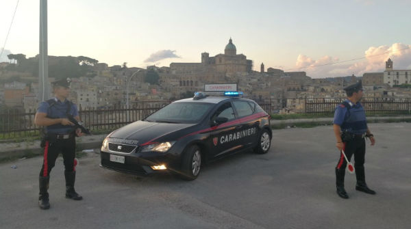 Controlli Carabinieri a Piazza Armerina, Pietraperzia e Barrafranca ...