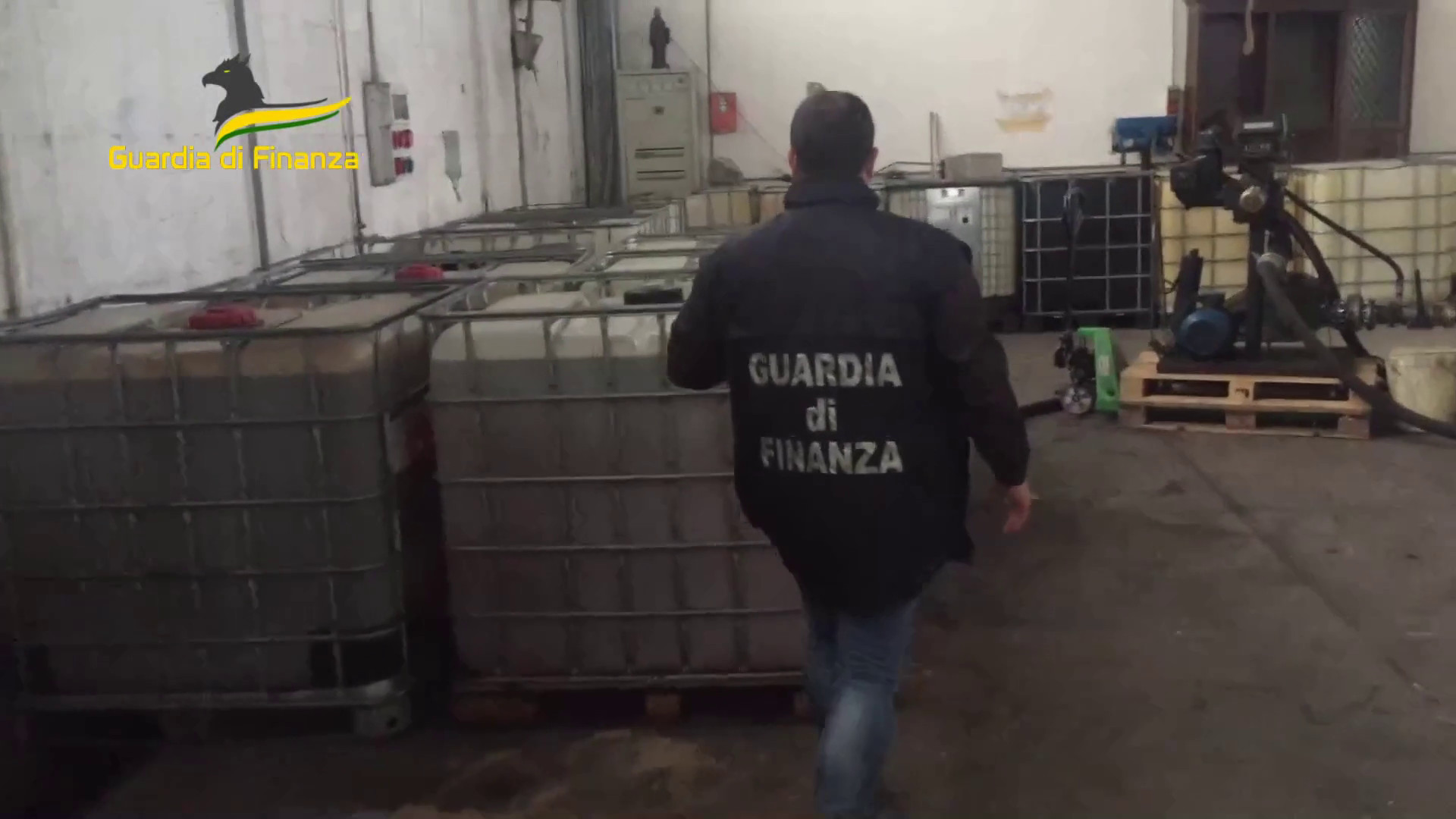 Napoli, truffa nel settore idrocarburi. Implicata anche la Camorra ...