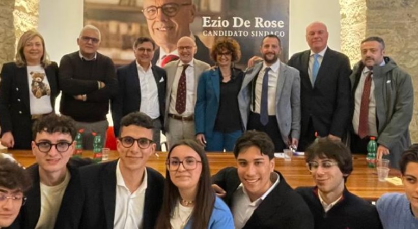 Scontro sulla gestione idrica, i derosiani : "Fu il Pd a non volere ...