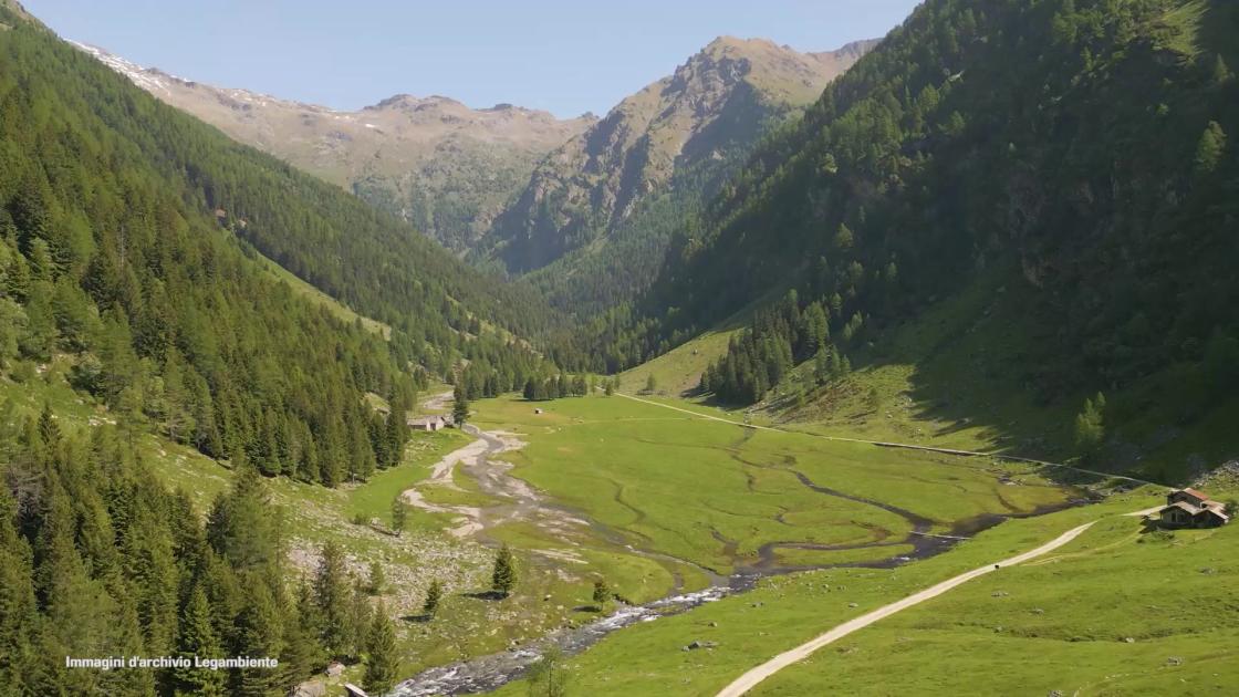 Bandiere Verdi 2026, Legambiente premia le Alpi - vivienna.it